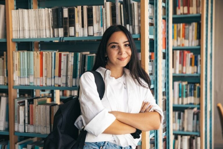 13 Easiest College Majors To Get Your Degree In (2023 Guide)