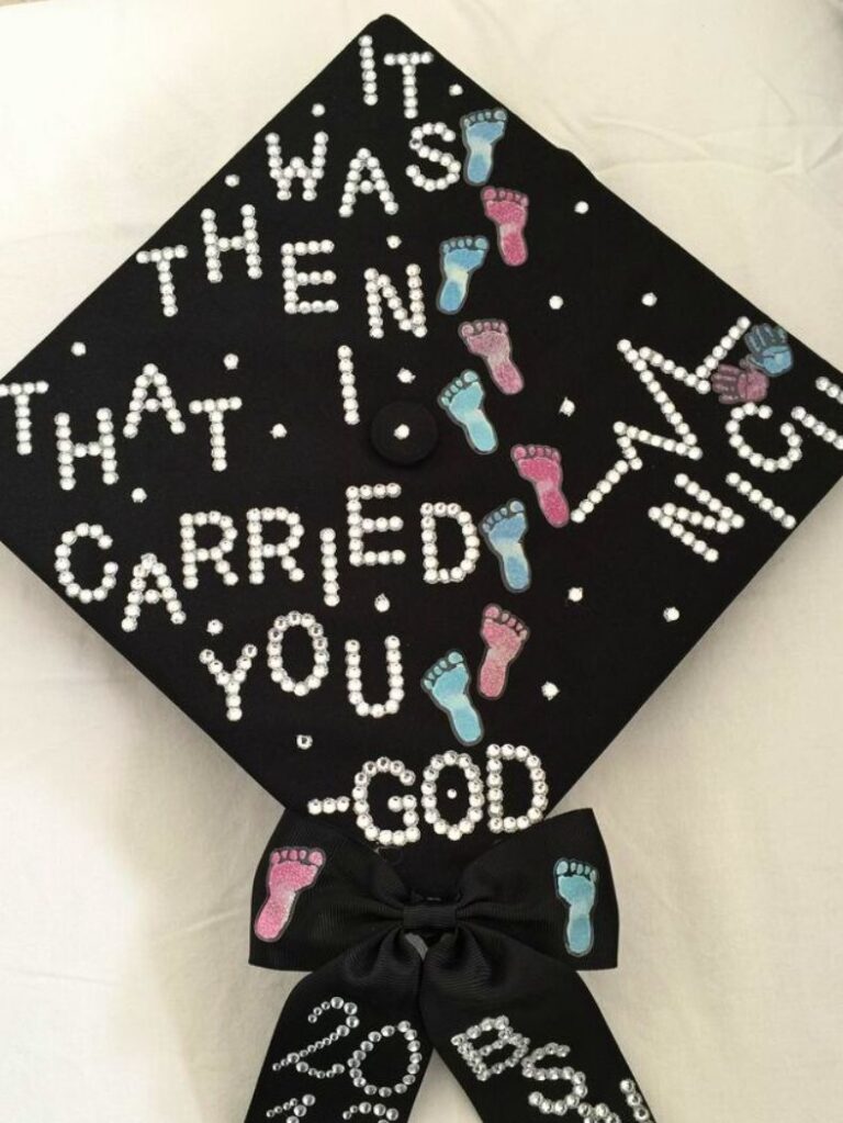 32 Nurse Graduation Cap Ideas You Need To See (2024)