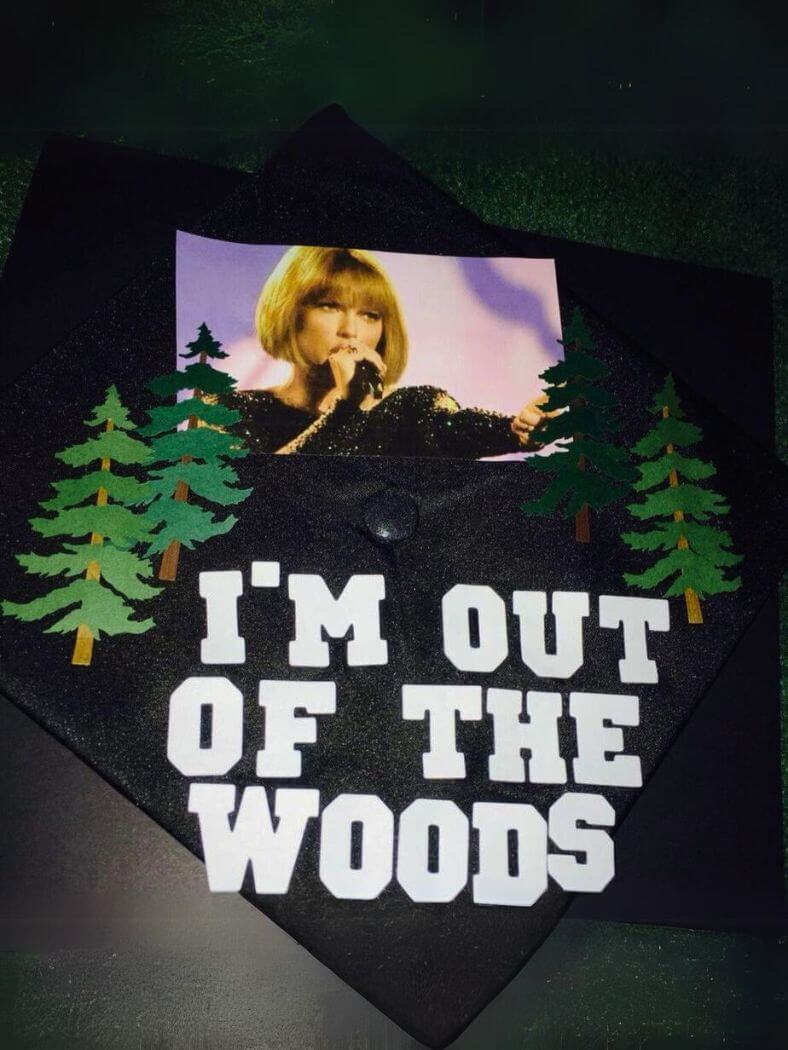 26 Taylor Swift Grad Cap Ideas For Your Graduation Era