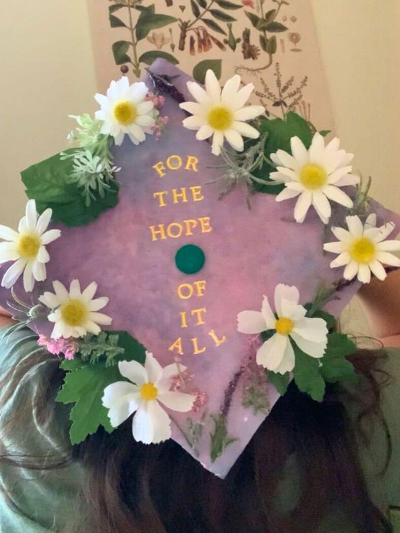 26 Taylor Swift Grad Cap Ideas For Your Graduation Era