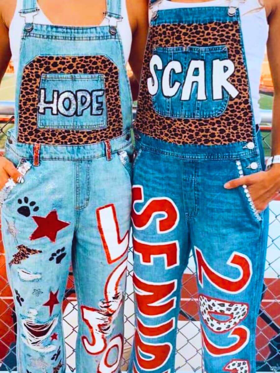 15 Cute Senior Overalls Ideas That Are Easy To DIY