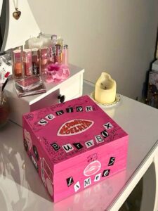 12 Creative Senior Box Ideas To Make Before The School Year Starts